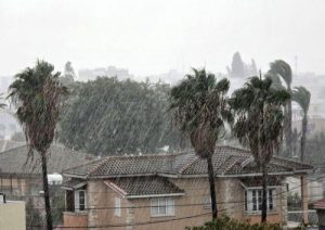 CyMet issues new yellow warning for rain and thunderstorms | Parikiaki ...